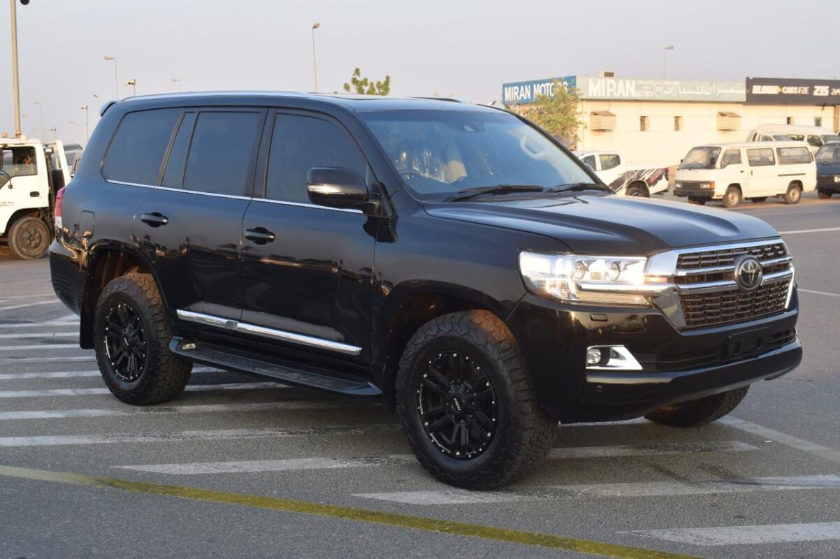 Toyota Land Cruiser Sahara V8 Full Option – SBI Motors- AOD